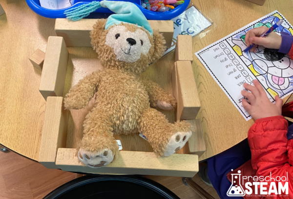 Storytime STEAM: Bear Snores On - Preschool STEAM